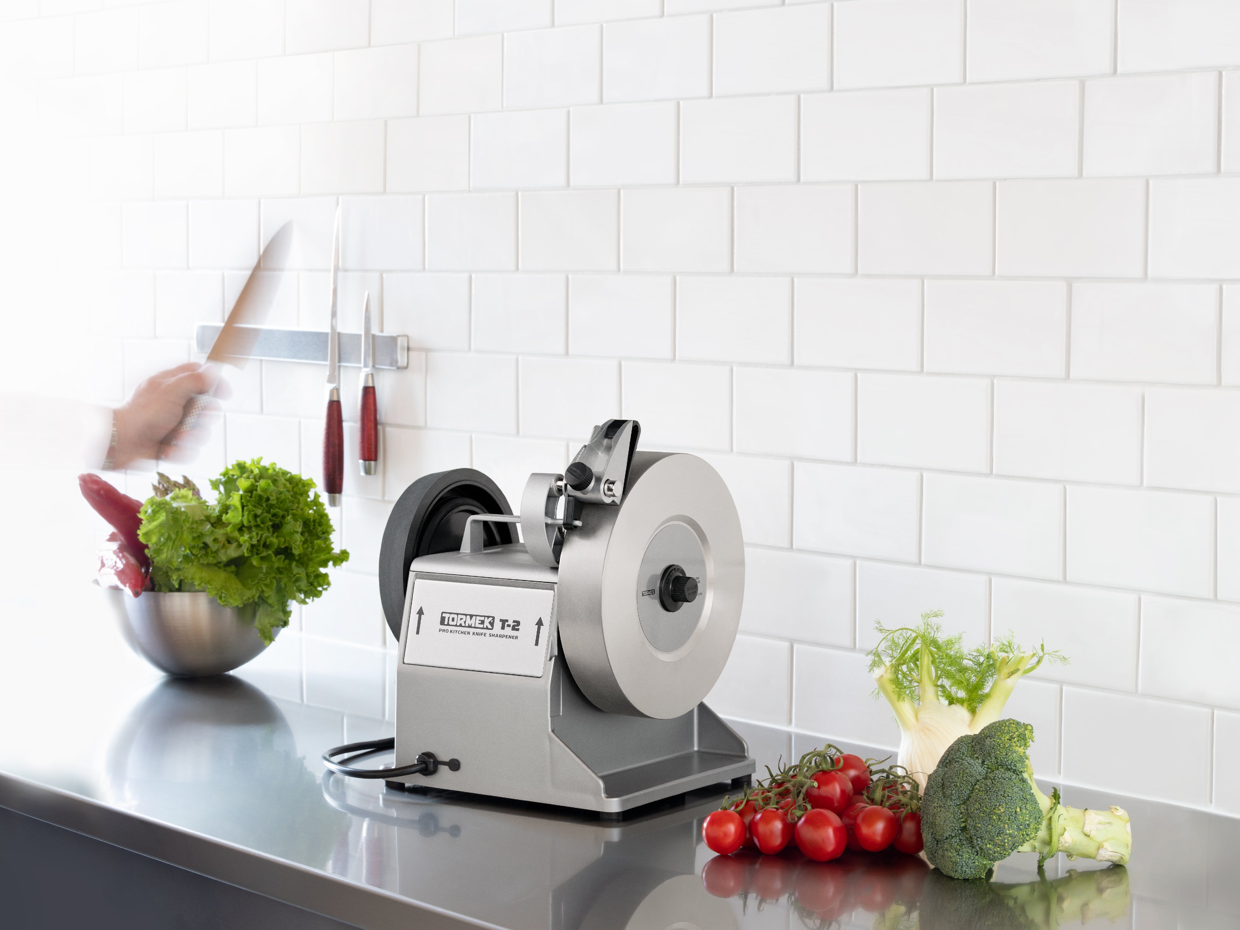Sharp knives in 60 seconds - why the Tormek T2 is a game changer for c ...
